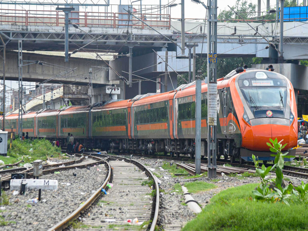 IRCTC begins branded meal service trials on select Vande Bharat, Amrit ...