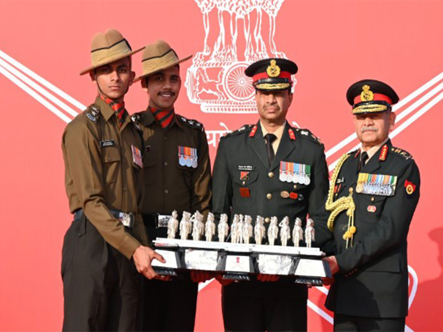 COAS General Upendra Dwivedi felicitates Army contingents for exemplary ...