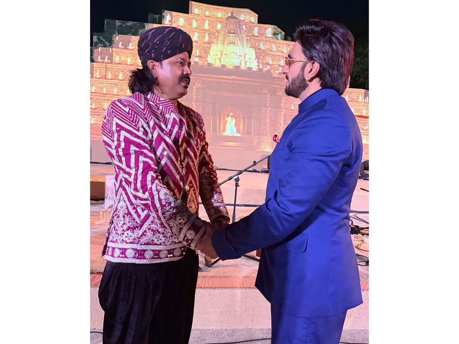 Folk singer Mame Khan shares pics with Ranveer Singh, Aryan Khan from ...